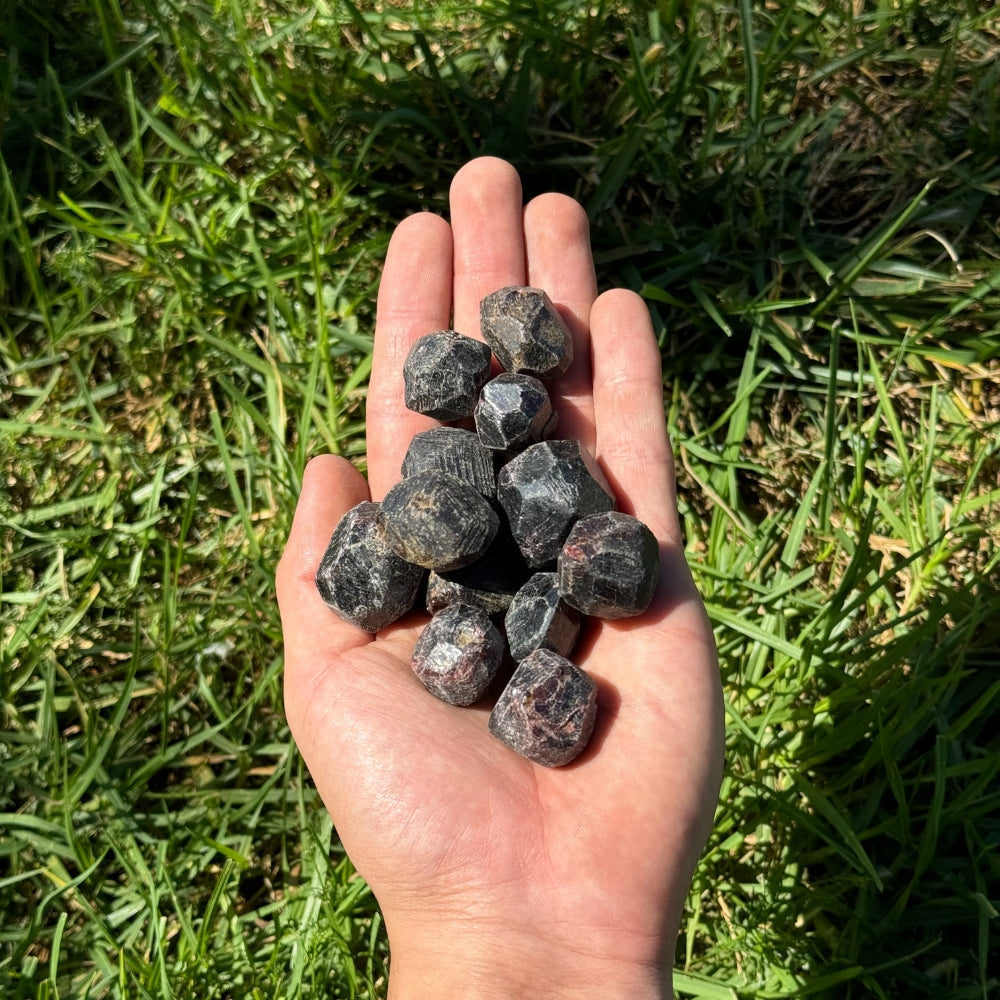 Raw Crystal -Garnet, 1lb | EarthsElements Wholesale
